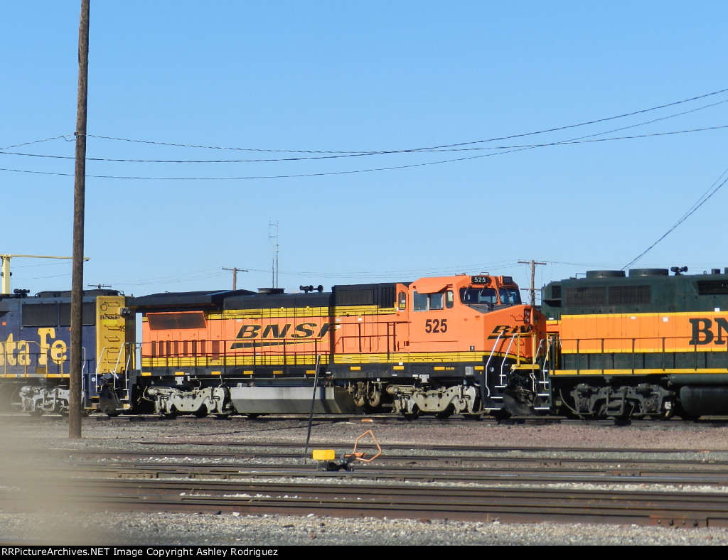 BNSF 525
